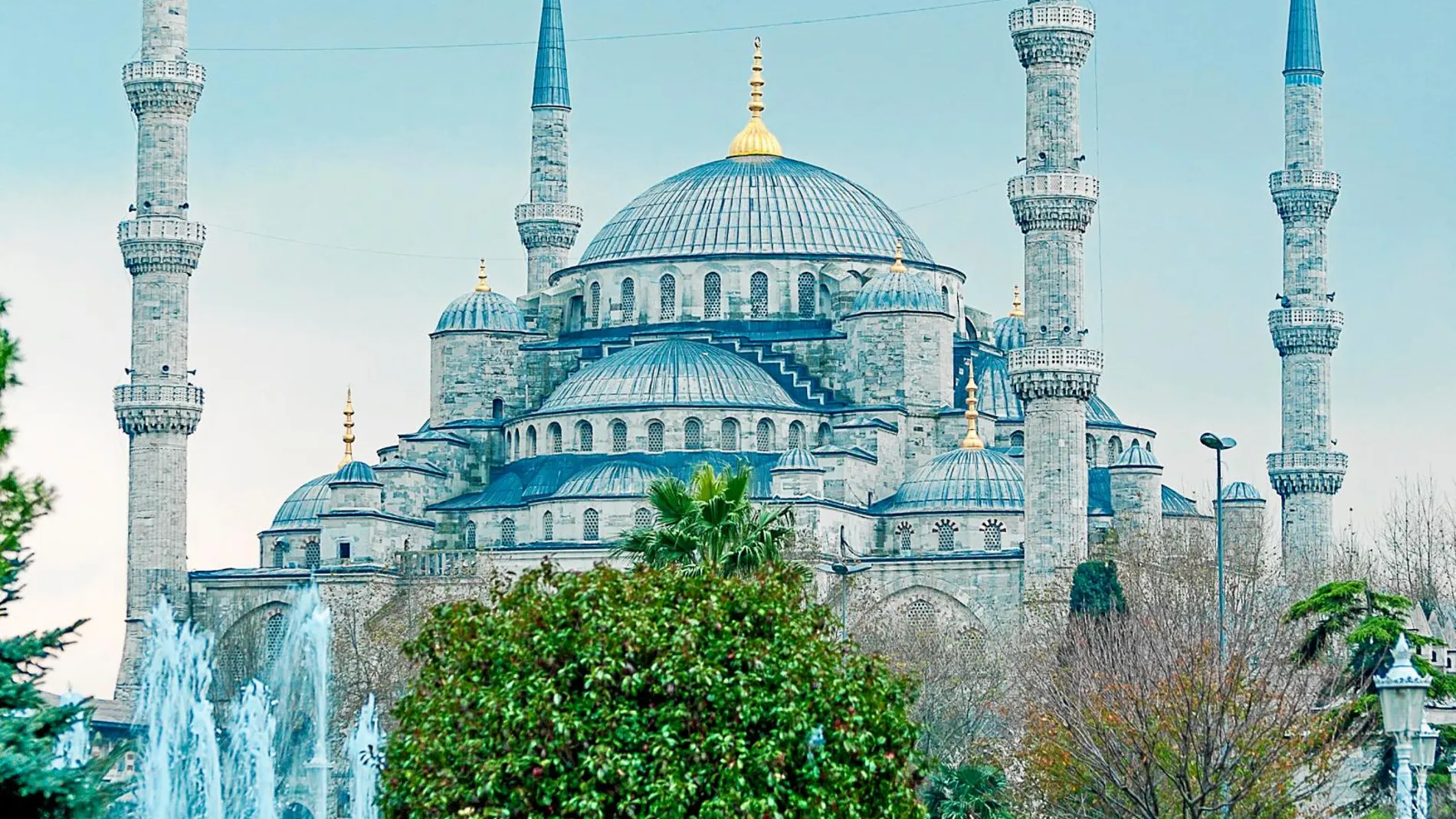 Istanbul Ticket Offer | Iran Charter Services - Best Flight in Iran